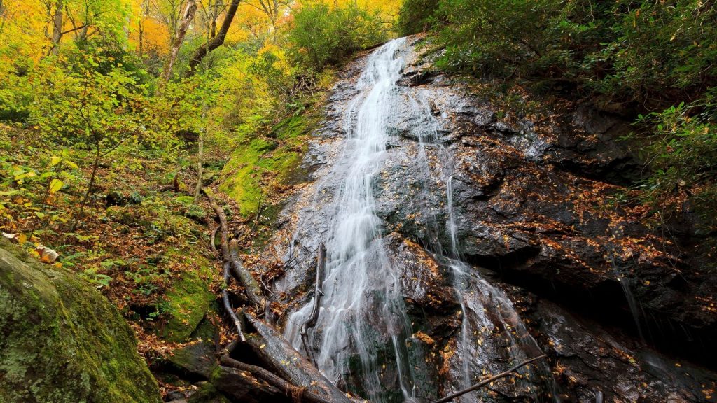 The Ultimate Northern Wisconsin Waterfall Road Trip