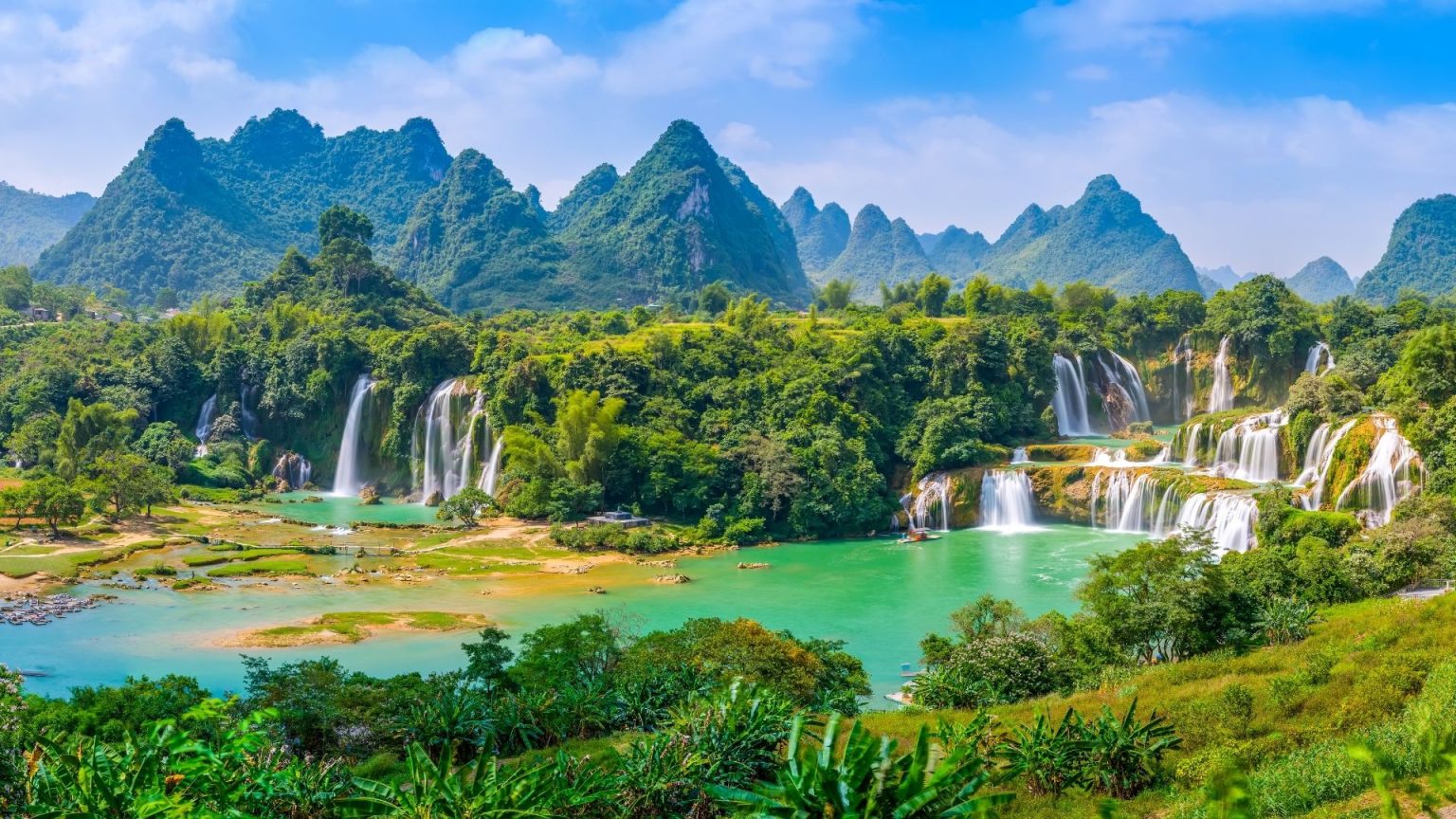 27 Most Beautiful Hikes in the World