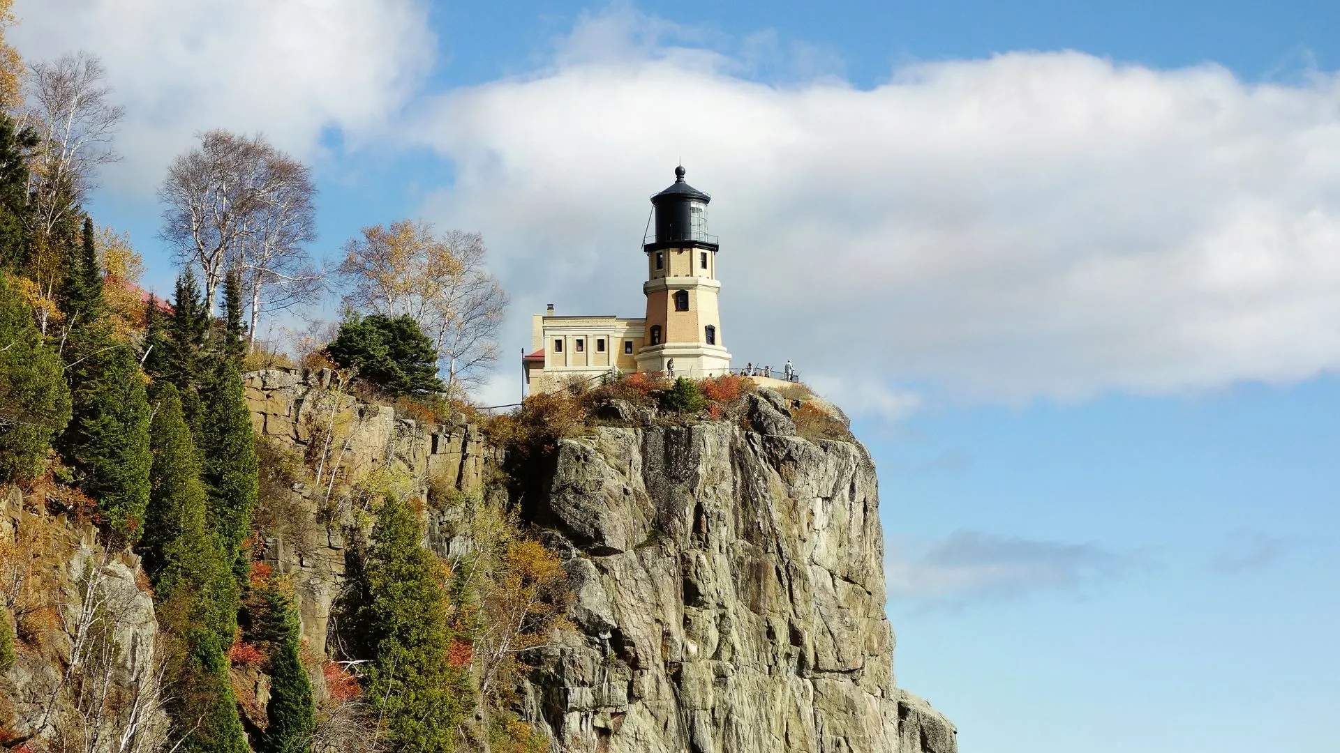 What is Minnesota Known For? Top 27 Reasons to Visit