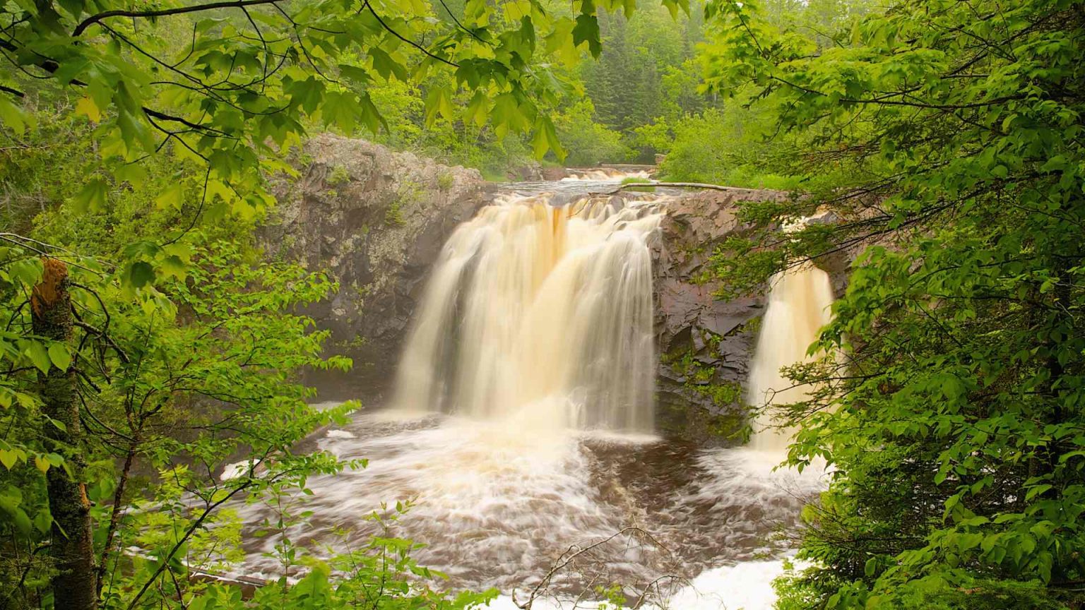 50+ Waterfalls of Wisconsin: Hidden Gems to Iconic Cascades