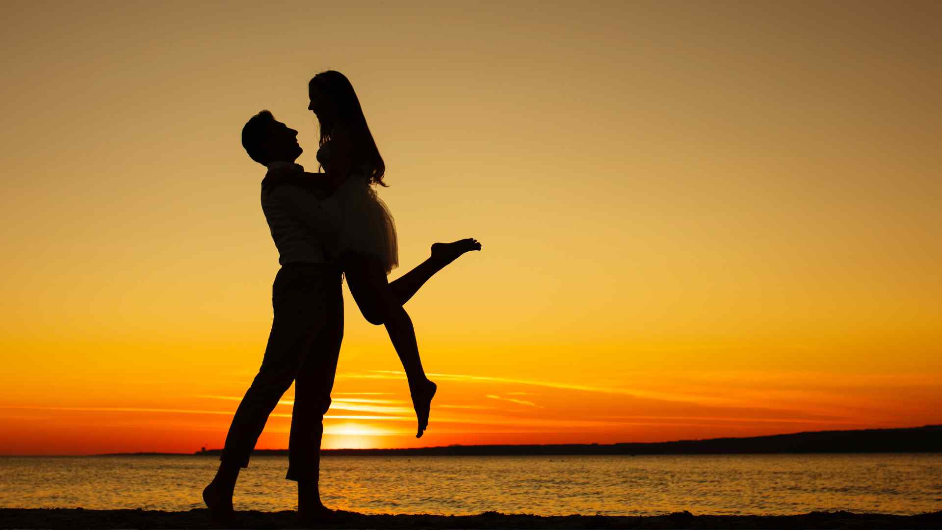 150+ Love By the Sea Quotes & Captions!