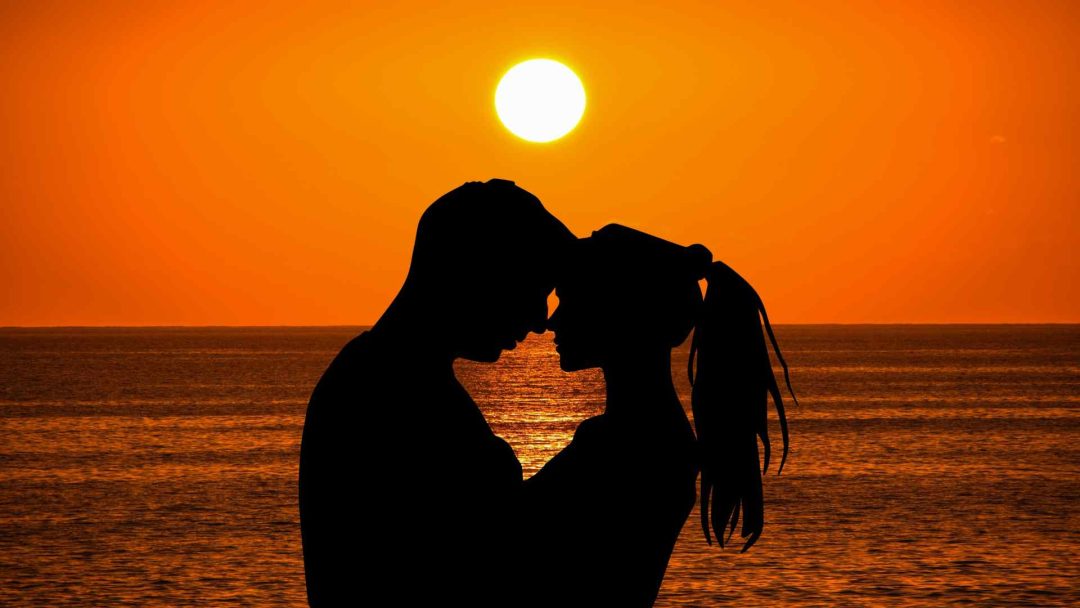 150+ Love By the Sea Quotes & Captions!